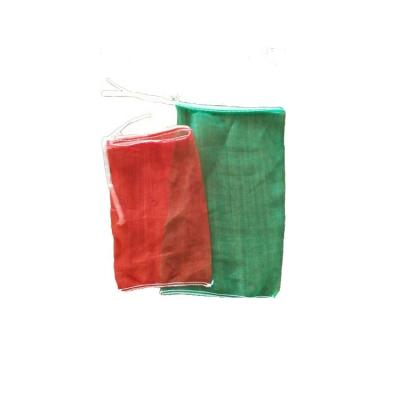 Cina Sacchetto di protezione per reti di frutta di plastica ecologica con reti mono mesh da 70 gm-200 gm in vendita