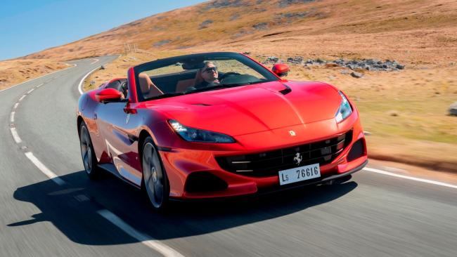 Red Portofino M front-quarter tracking