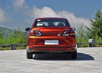China Dongfeng Nissan Venucia D60 EV 2500mm - 3000mm Auto van de Wielbasis de Linkeraandrijving Te koop