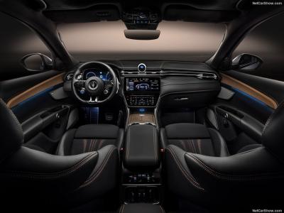 Cina Pure Electric New Energy Car With 450 Range And Max Speed 325km/H At Maserati Gran Turismo Folgore in vendita