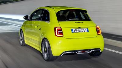 China Cute And Sporty At Abarth 500e Hot Hatchback Electric Car As Fun As Petrol 152P.S Motor Power Te koop