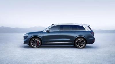 Cina AITO M9-a luxurious and tech infused electric SUV With smartphone inspired interior, dual powertrain options in vendita