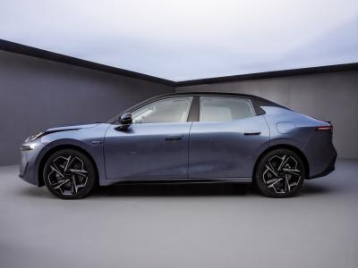 Cina LYNK&CO 07 EM-P Auto ibrida plug-in berlina elettrica EV in vendita