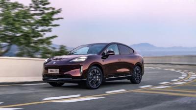 Cina 2023 Il GAC Aion Hyper HT Fastback SUVRWD Battery Swap Version con porte Gull Wing, 245 HP, 550 Km Of Range in vendita