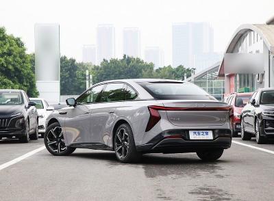 China Pure Electric Vehicle China Famous Brand Hongqi EH7 2024 600km Pro With 600km Long Range And 4doors/5seats Sedan for sale