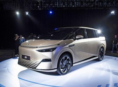 China Groothandel Elektrische auto Gebruikte nieuwe auto's XPENG X9 2024 Big Mpv 4dw 5deur 7seat Xiaopeng X9 Big Suv Energy Vehicle Te koop