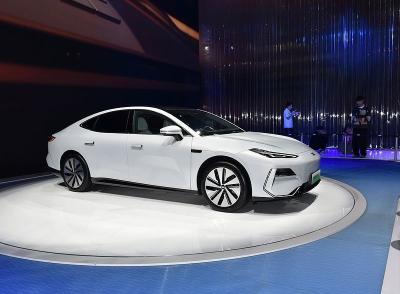 Cina 2024 Veicoli a nuova energia 7 posti Pure Electric Geely Galaxy E8 New Ev Auto elettriche in vendita