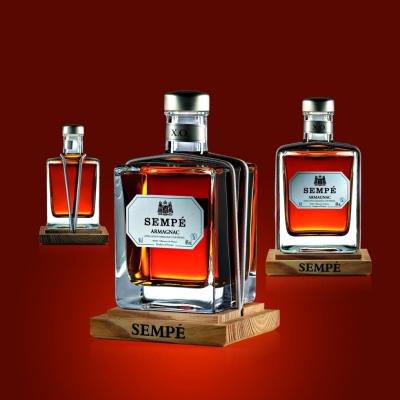 China Super Flint Diamond Cut Glass Decanter ,  XO, brandy ,  Vodka Liquor Gin Rum Tequila Whisky Brandy Spirit Glass Bottle With Solid Glass Stoppers for sale