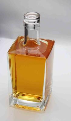Cina pittura di vetro della decalcomania di Champagne Cubic Clear Glass Bottle della VODKA della bottiglia di spirito 0.7L in vendita