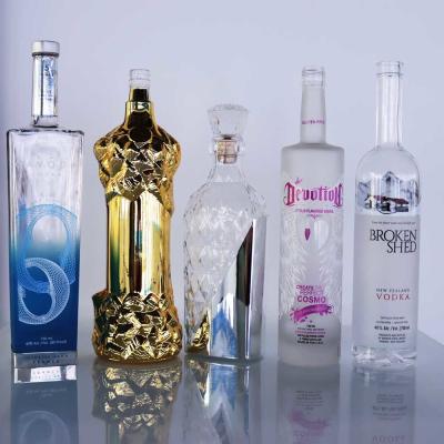 Cina Vodka di timbratura calda glassata piena del whiskey di tequila della bottiglia del liquore dell'OEM in vendita
