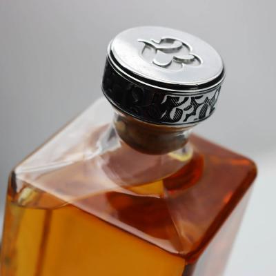 China Brandy Glass Bottle 1L Extra Witte 1200g ISO9001 ISO14001 Te koop