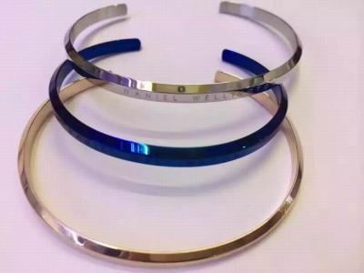 China Danicl Wellington Bracelet With Original Packing Box Free Shipping Wedding Party Ear Ring Jewellery Peral for sale