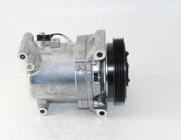 Quality SS96 4PK Car Air Conditioner Compressor For Suzuki / SX4 / GrandVitara for sale