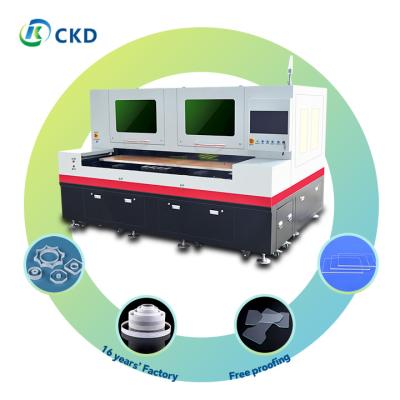 China Máquina de corte a laser de vidro para vidro espesso / Ultra Picosecunda Área de corte 600 * 700mm à venda