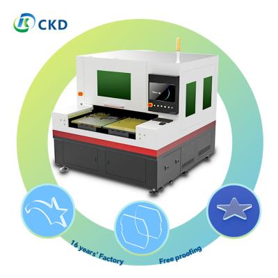 中国 レーザーソースを分割した精密な速度調整レーザーガラス切断機 販売のため
