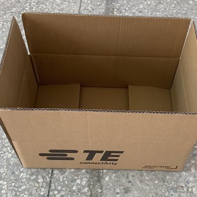 China Máquina de vedação de sacos de plástico industriais de 380V rotativa totalmente automática à venda