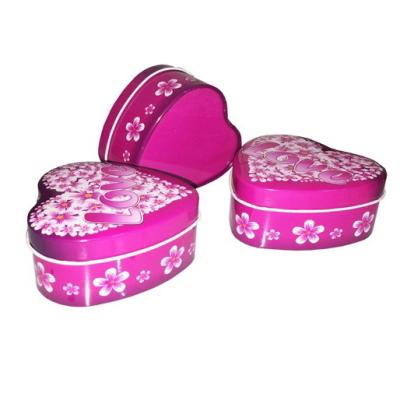 Cina Il cuore decorativo ha modellato il metallo Tin Packaging del regalo di Tin Gift Box Holiday Promotion in vendita