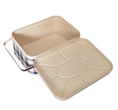 China Vintage Rectangular Metal Tin Lunch Box Outdoor Picnic tin Basket With Lid And Handle for sale