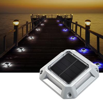 China Solar Dock Light 20 Lumens Warm White/Cold White 2V Solar Powered Illumination Weighing 215g for sale