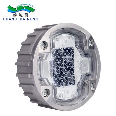 Cina Avvertenza di traffico ad alta visibilità di alluminio per strada solare per strada riflettente riflettente LED per strada in vendita