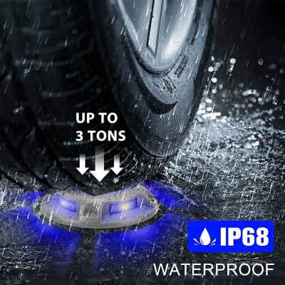 China IP67 Waterproof Solar Dock Light with Battery 1.2V/600MAH Ni-Mh Battery -20C- 60C for Dock Safety and Illumination for sale