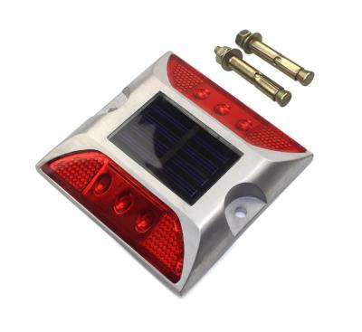 중국 2개의 측 태양 도로 장식 못 알루미늄 태양 강화된 고양이 눈 수명 3 년 판매용