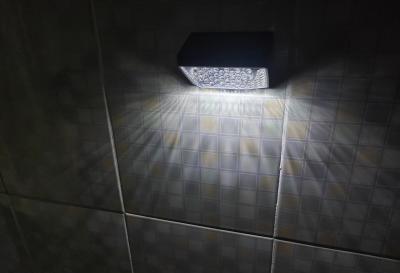 Cina IP67 il recinto solare impermeabile Light RGB ha alimentato la decorazione per all'aperto in vendita