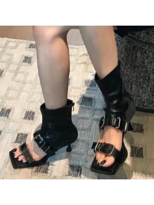 China Super Fire Tassel Rivet Romeinse Sandalen Vrouwen Full Leather Te koop