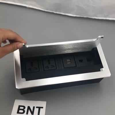 China guangzhou factory combination 3 pin desk data and power plug socket for sale