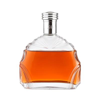 China Vinho tequila licor garrafa de uísque garrafa de vidro 500 ml 750 ml com tampa de vidro estampado a quente à venda