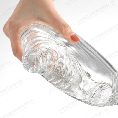Cina Acid Etch Surface Handling Glass Whisky Brandy Bottle con tappo a cristallo rotondo in vendita