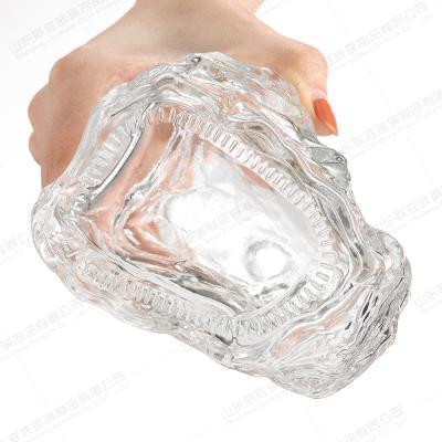 Cina Dimensioni personalizzate Accepted Crystal Whiskey Brandy Decanter con tappo di bottiglia in vetro oro in vendita