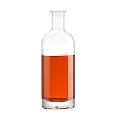 China 700 ml 750 ml 1000 ml garrafas de vidro quadradas com cortiça Ideal para gin uísque vodka vinho tinto à venda