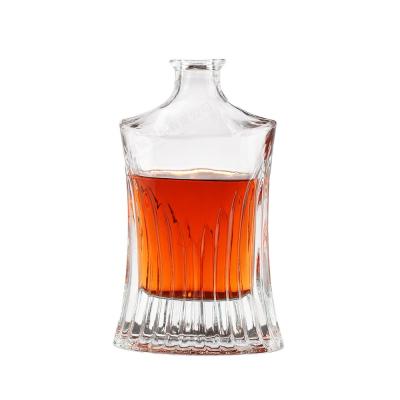 Cina Bottiglie di vino in vetro da 750 ml personalizzate per l'industria delle bevande in vendita