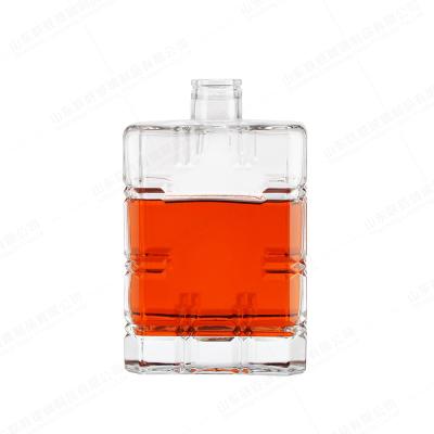 China Tamanho personalizado Acceptado Quadrado Vinho Garrafa de Gravação de Vidro para Whisky de Grande Tamanho à venda