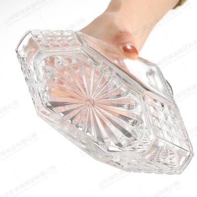 Cina Logo personalizzato Acceptabile triangolo di vetro bottiglia di gin rum vino con modello di favo di miele in vendita