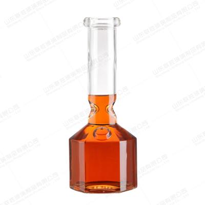 中国 250ml 500ml 700ml 750ml オーダーメイド 方形 空き 酒類 ガラス ボトル 販売のため