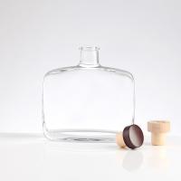 China Rectangular Phoenix Glass Bottle The Ideal Choice for Beverage Packaging in Industry for sale