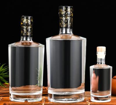 中国 グラスボトル 500ml 750ml ジン ラム ウォッカ ウィスキー コニャック ナポレオン ブランデー カスタムサイズ 販売のため