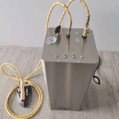 Cina acqua industriale Capaticy della macchina stiratrice 3L del vapore di industria di indumento 6kw in vendita