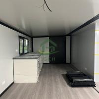 China Expandable Container House 20ft 40ft White Frame Grey Wall Panel Quick Setup 38-75sqm for sale