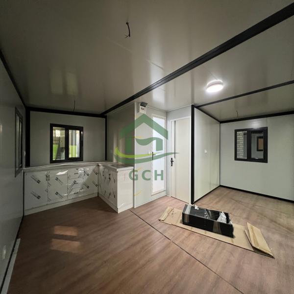 Quality Weather Tight Expandable Modular House 10FT-40FT With Polyurethane Carved Wall for sale