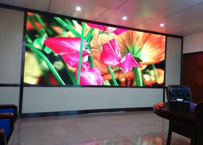Cina Esposizione di LED dell'interno locativa della fase di colore pieno della parete di P3.91mm LED video in vendita