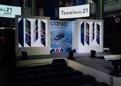 Cina Alta grande HD parete dell'esposizione di LED di luminosità P3.91mm P4 video per la sfilata di moda in vendita