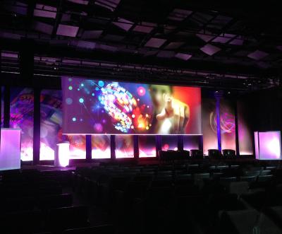 Cina parete di 2.5MM LED la video/schermo di Jumbotron dell'interno leggeri rapidamente monta in vendita
