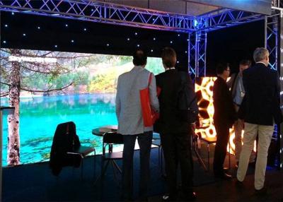 Cina SMD2121 P3.9 che annuncia la corrente costante dell'affitto di LED di ricerca dell'interno dell'esposizione 1/16 in vendita