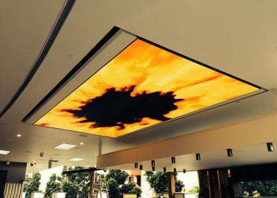 Cina Definizione LED dei video della parete di SMD2121 alta pidocchi dell'interno di colore pieno 1000 per il soffitto in vendita