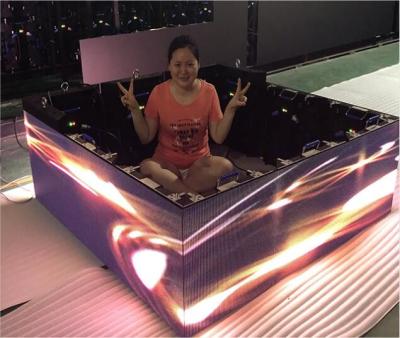 Cina Quadri pareti dell'interno di 2.5mm LED le video, la grande esposizione di pubblicità SMD2121 del cubo del LED in vendita