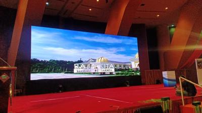 China O gigante de P3.91mm 10X12ft conduziu a tela conduzida alugado interna da exposição P2.9 P3.9 ICN2153 à venda
