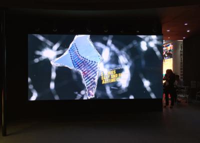 Cina Peso leggero sottile eccellente del video della parete di HD di LED schermo dell'interno dell'esposizione P5 LED in vendita